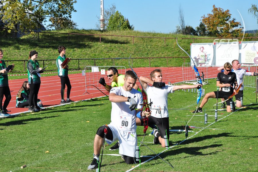Onze Français engagés sur la Coupe d'Europe de Run Archery | Fédération ...